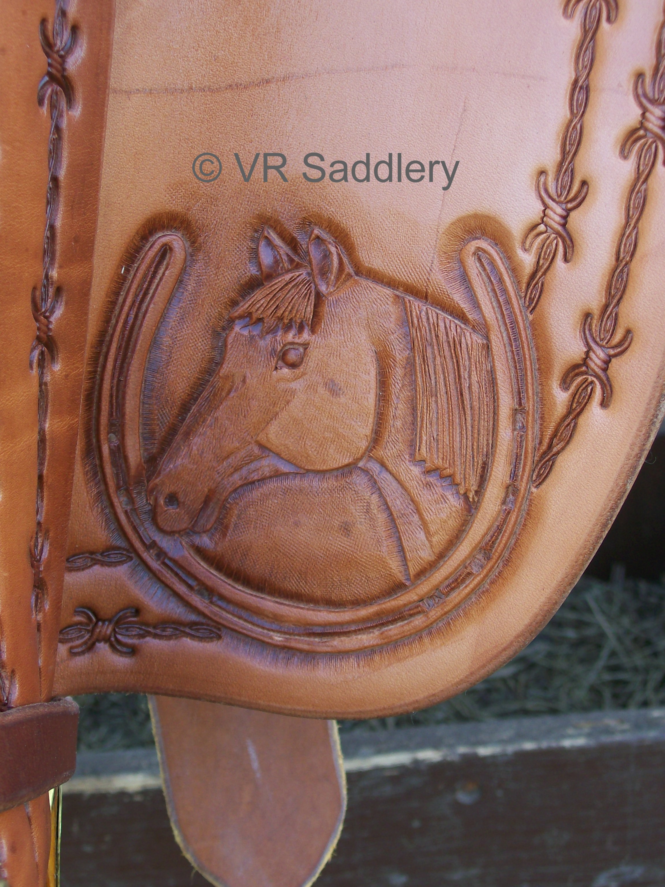 VR Saddlery: Custom western saddle