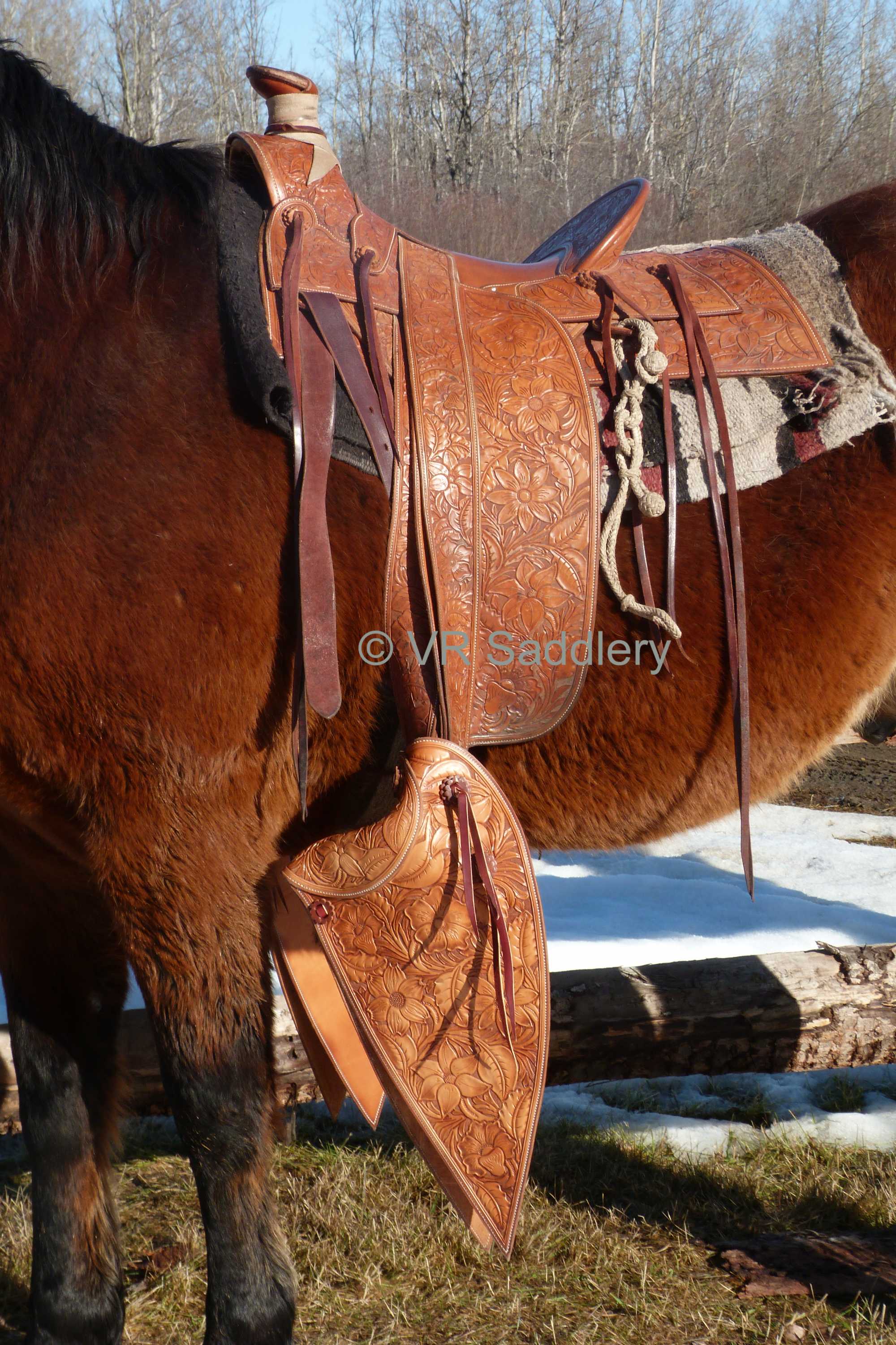 VR Saddlery:Custom western saddle
